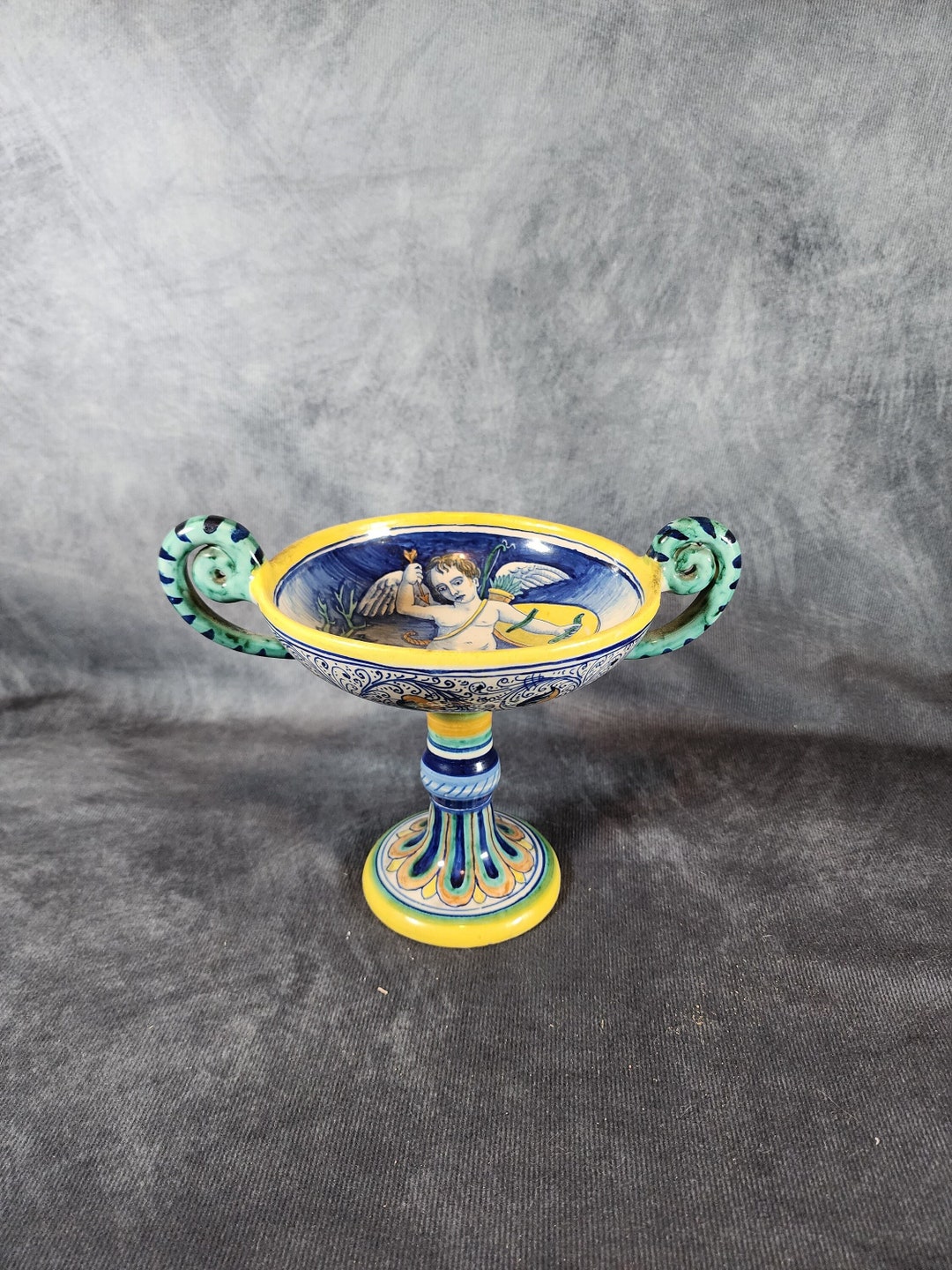 Small Deruta Hand Painted Majolica Pedestal Bowl / Tazza Cherub Decor ...