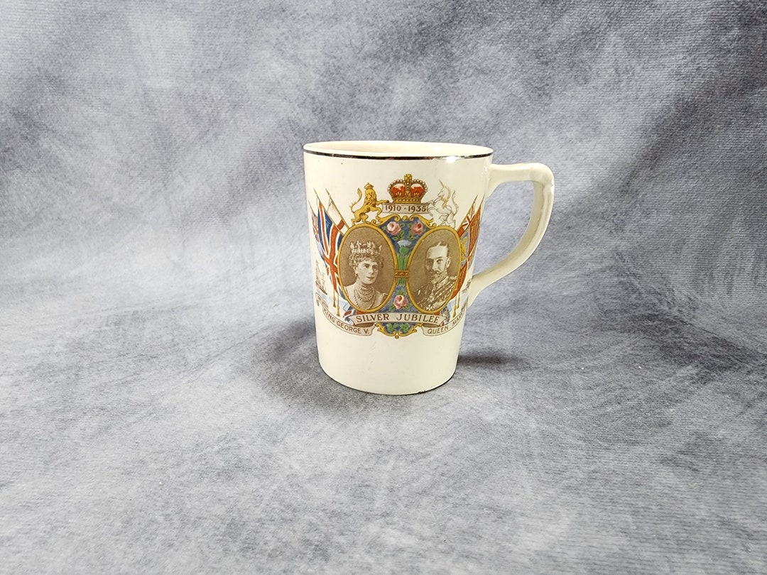 Antique King George V and Queen Mary Silver Jubilee 1935, Commemorative Cup, by Alfred Meakin ...