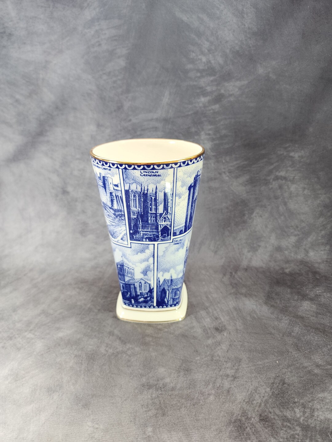 Ringtons Landmarks Vase, Vintage English Blue & White China - Etsy