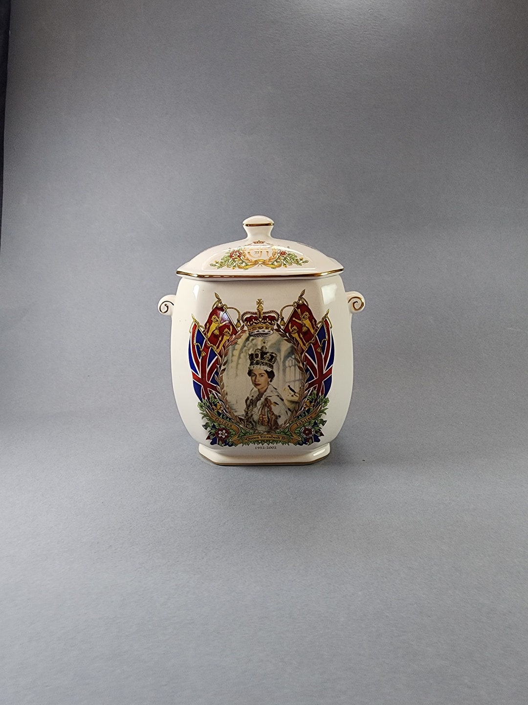 Queen Elizabeth Golden Jubilee 2002, Tea Caddy / Biscuit Jar, Made by ...
