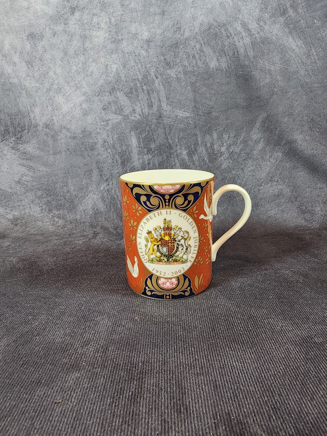 Vintage Royal Worcester Queen Elizabeth Golden Jubilee 2002, Imari ...