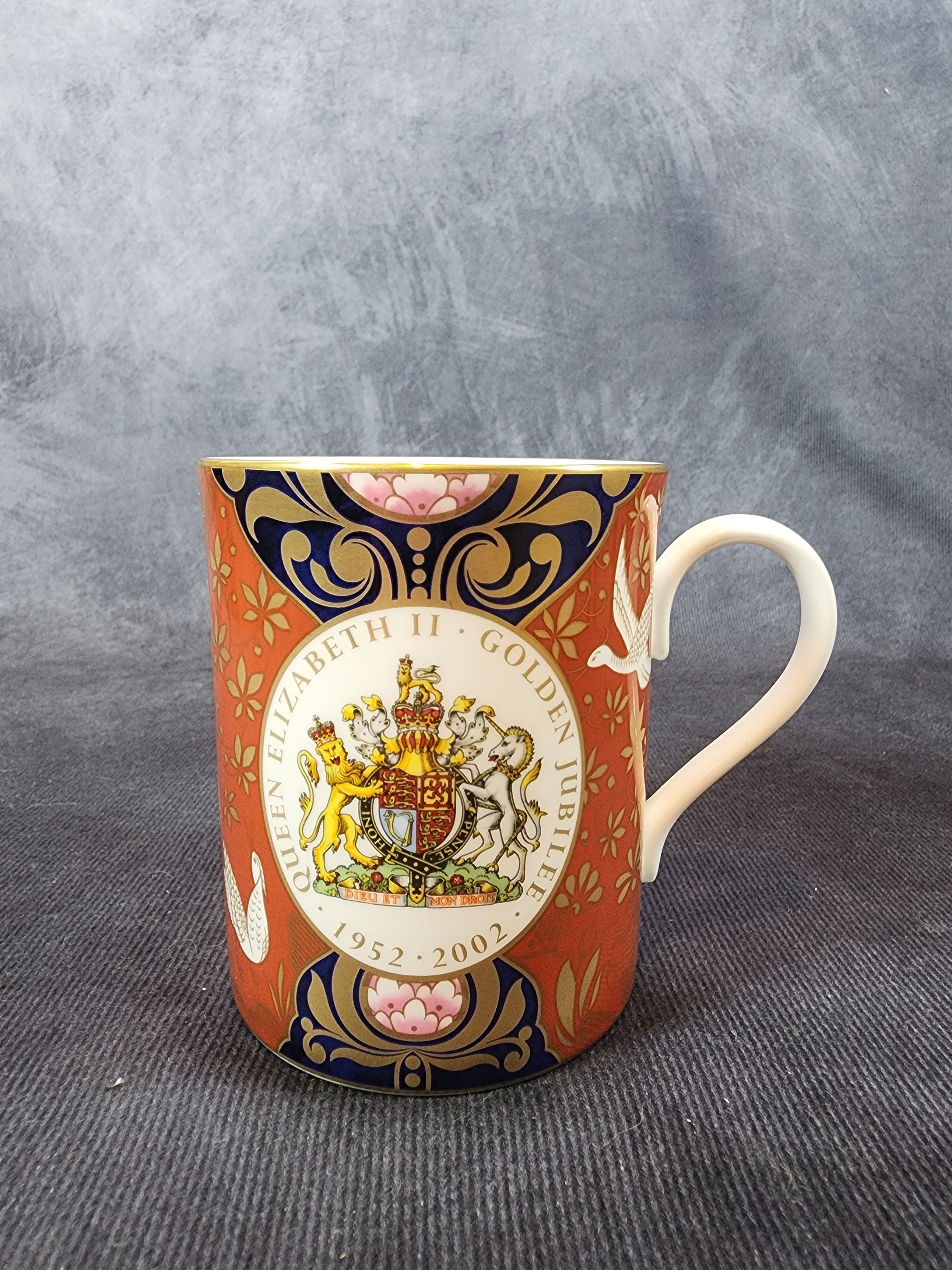 Vintage Royal Worcester Queen Elizabeth Golden Jubilee 2002, Imari ...