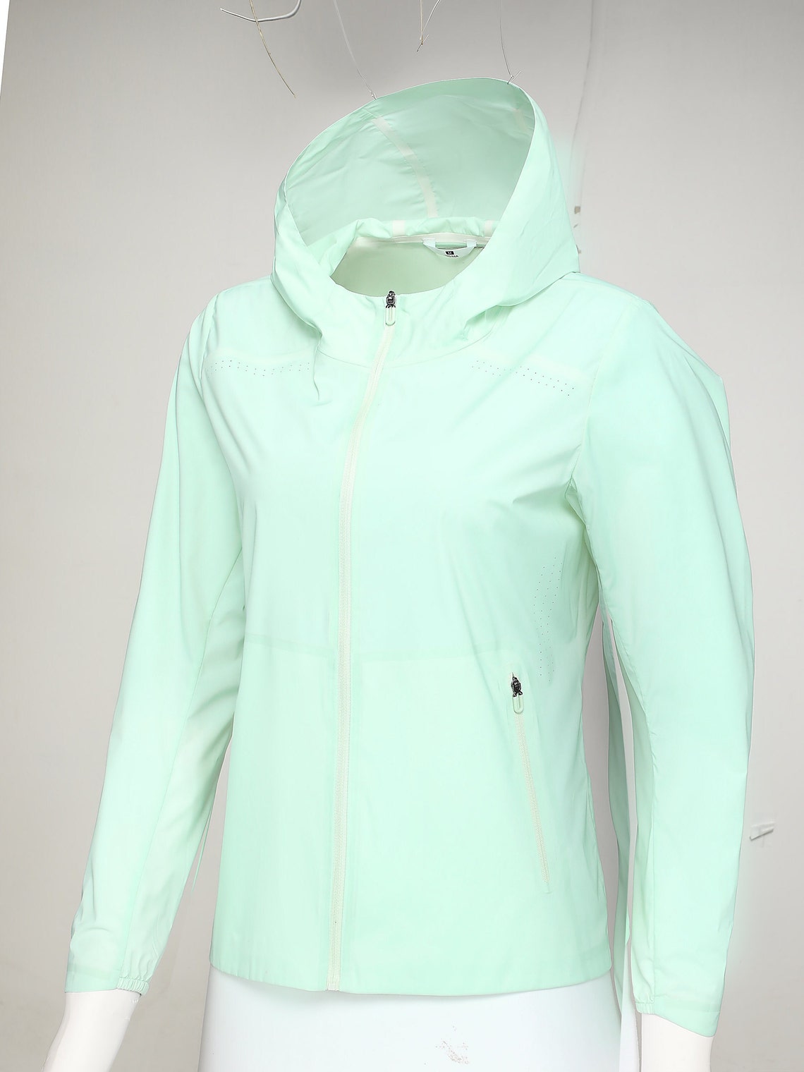 Lightweight Skin Jacket for Women Breathable Stylish and Sun Protected ...