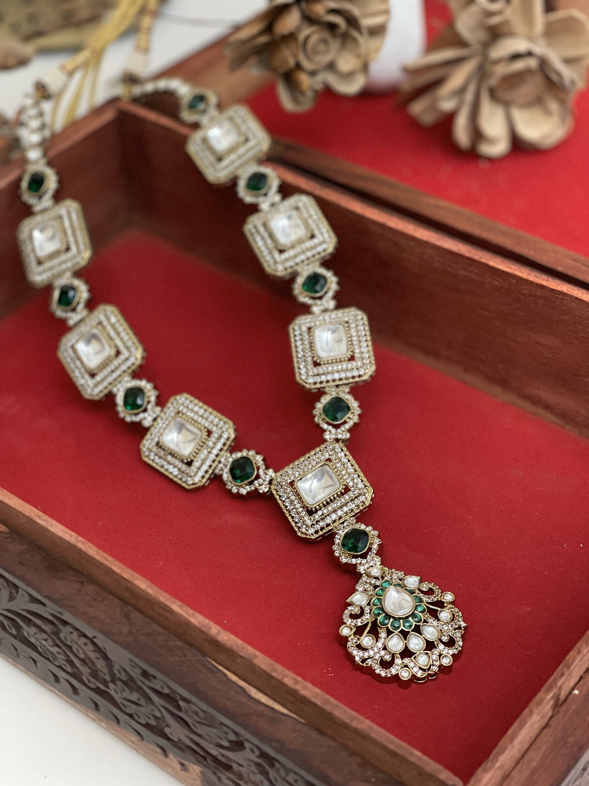Sabyasachi Inspired Emerald Green Designer Long Jadau Kundan - Etsy Sabyasachi Inspired Emerald Green Designer Long Jadau Kundan - Etsy