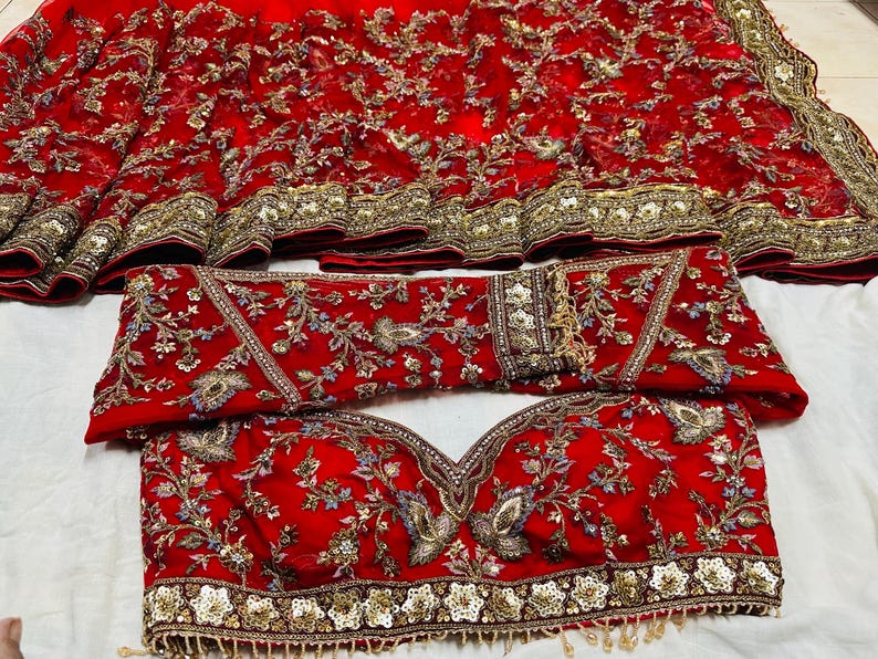 Red Embroidered Net Saree | Indian Bridal Wedding Sari, Full Sleeve ...