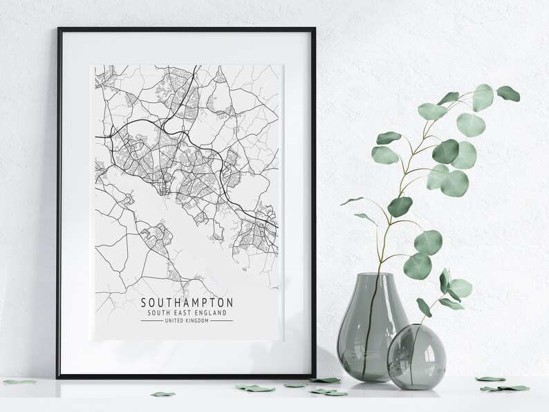SOUTHAMPTON Map Print, High Res Map of Southampton, South East England ...
