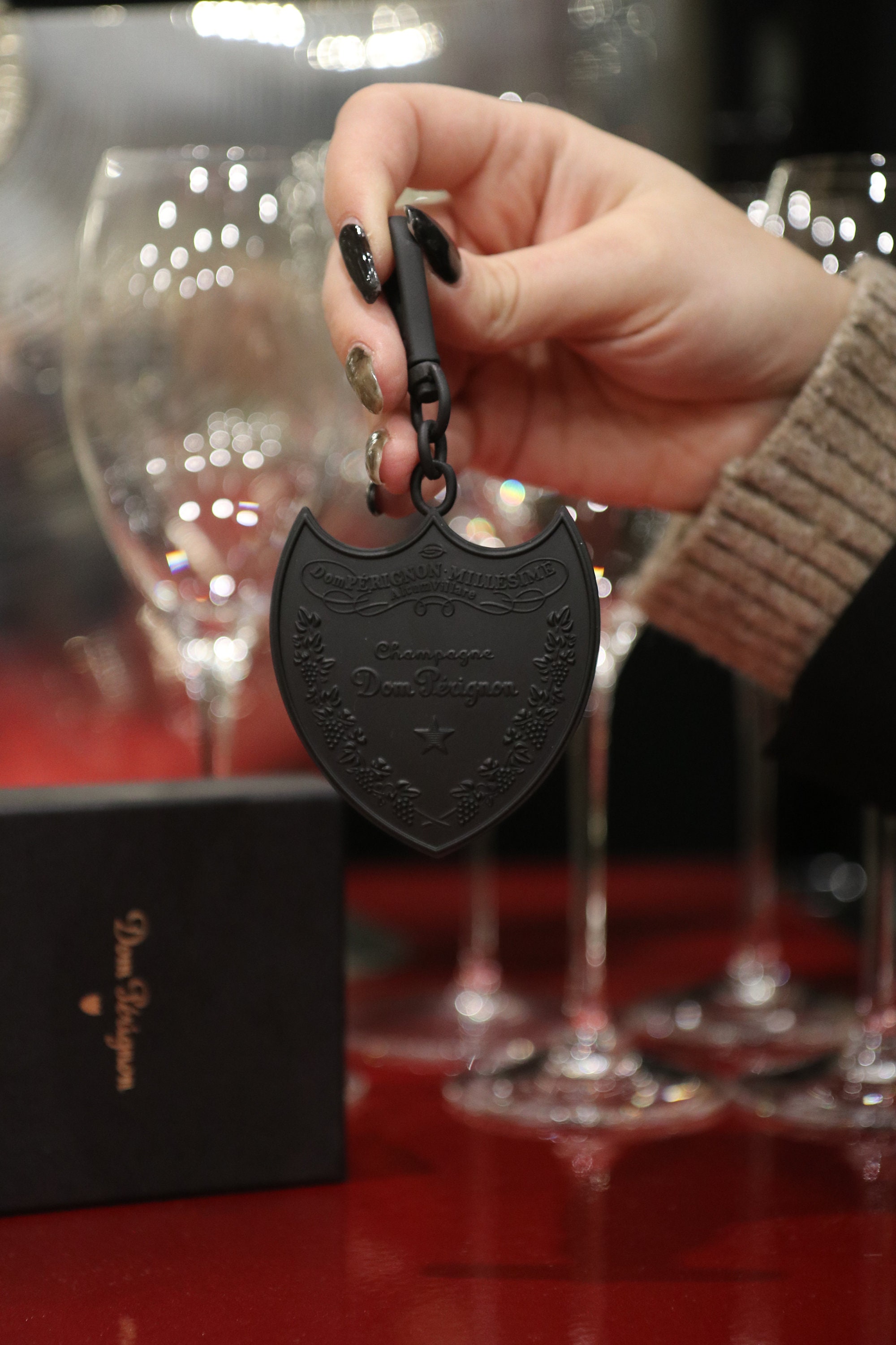 Dom Pérignon Champagne Pewter Key Ring in Dom Pérignon Presentation Box ...