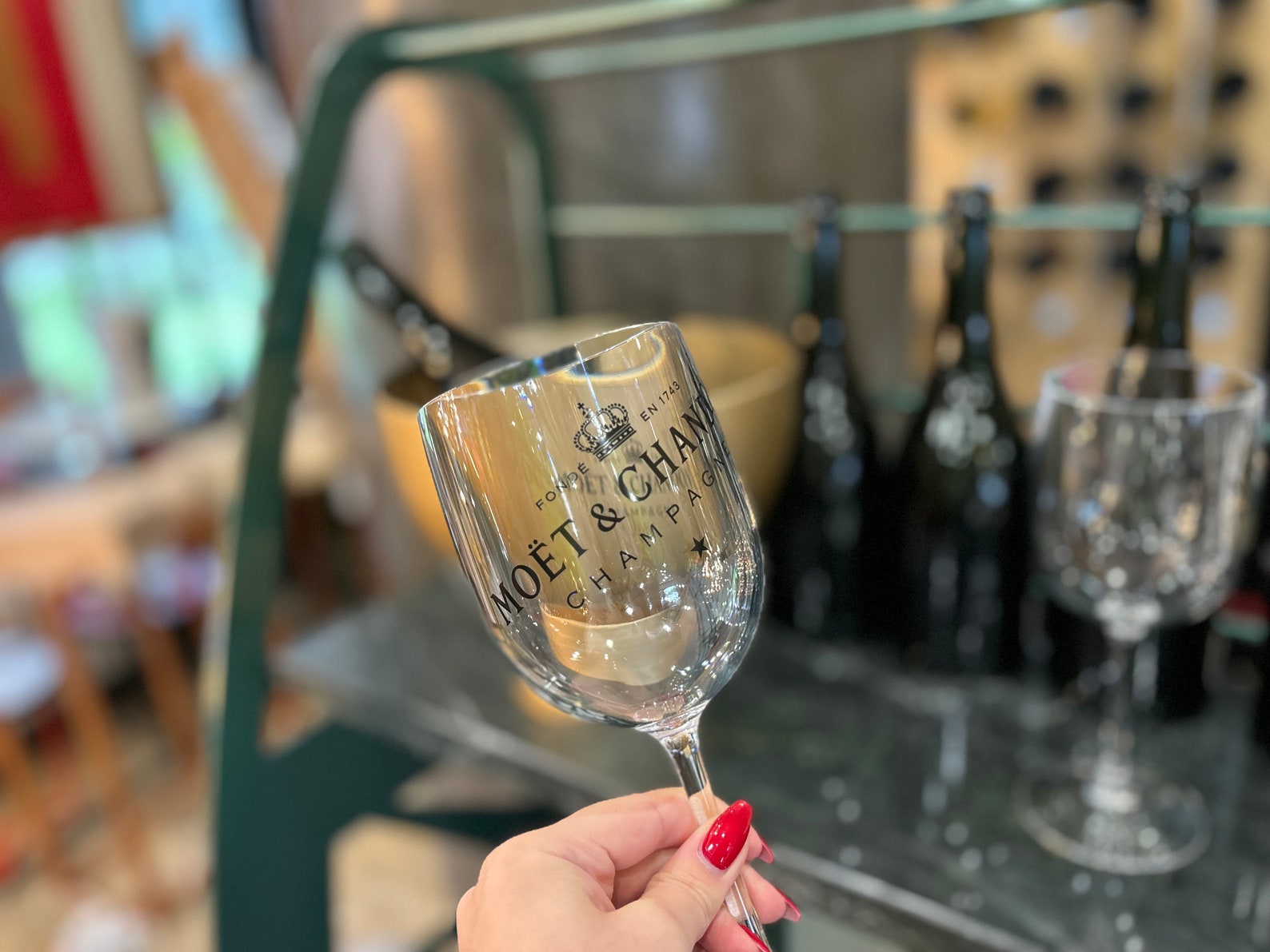 7 Moët & Chandon Champagne Equipment Gold Champagne Cooler With 6 MOËT ...