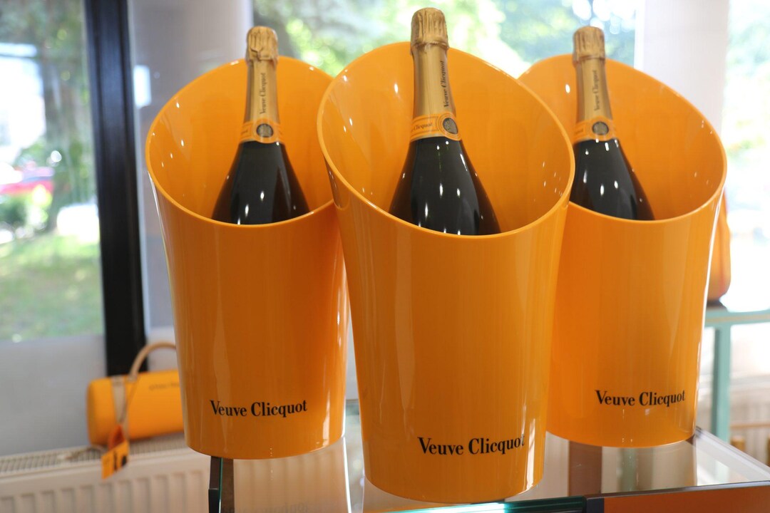 3x VEUVE CLICQUOT Magnum Champagne Bucket as a Set 3 VCP Yellow Plastic ...