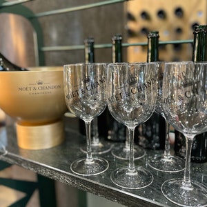 7 Moët & Chandon Champagne Equipment Gold Champagne Cooler With 6 MOËT ...