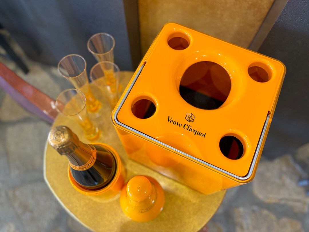 Porsche Design RARE Veuve Cliquot Ice Cube Champagne Picnic Box With 4 ...