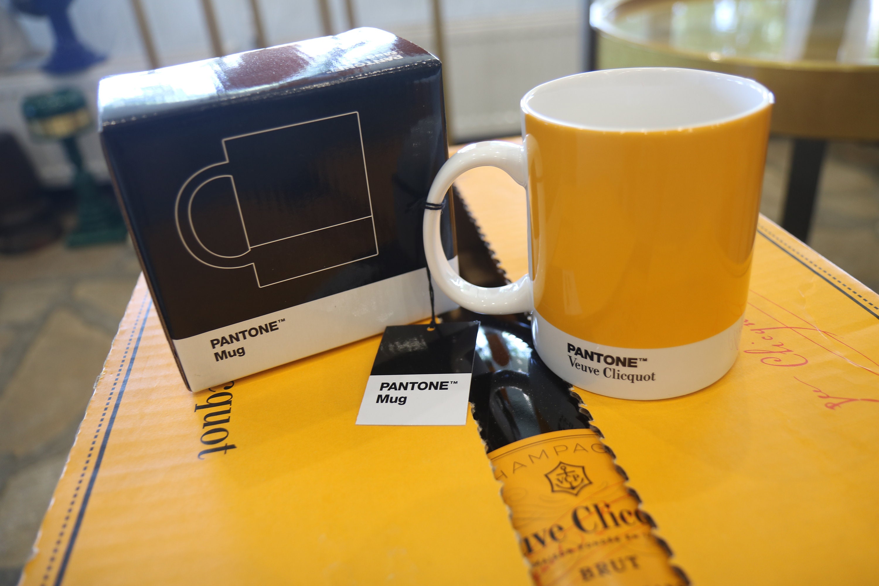 Veuve Clicquot Pantone Coffe Mug Gift Box Collectors Item Champagne ...