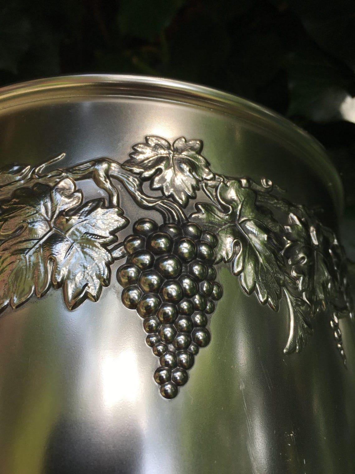 MOËT & CHANDON Vintage Champagne Bucket, Silver Grape Leaf Decoration ...