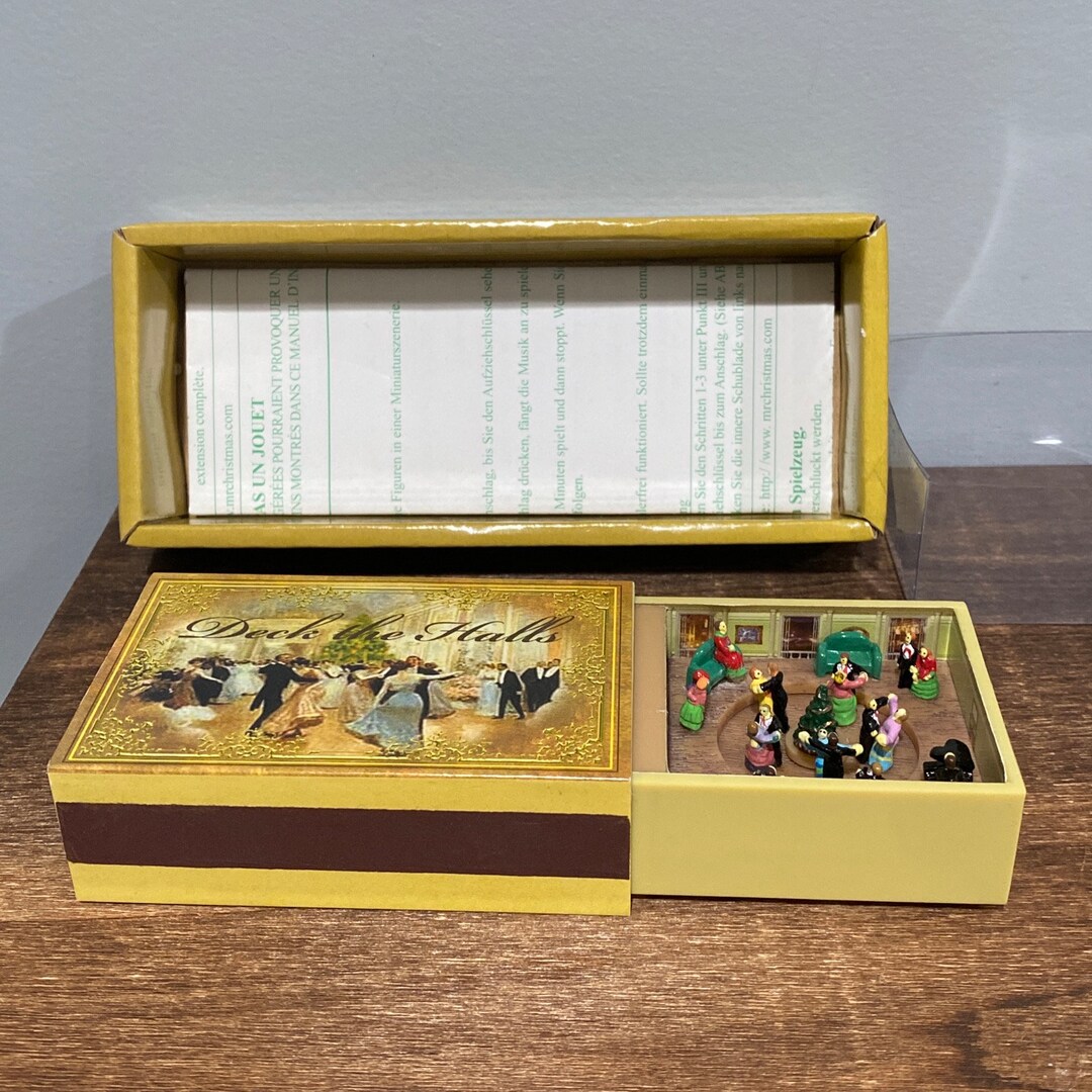 Matchbox Melodies deck the Halls Music Box With Animated Scene Working ...
