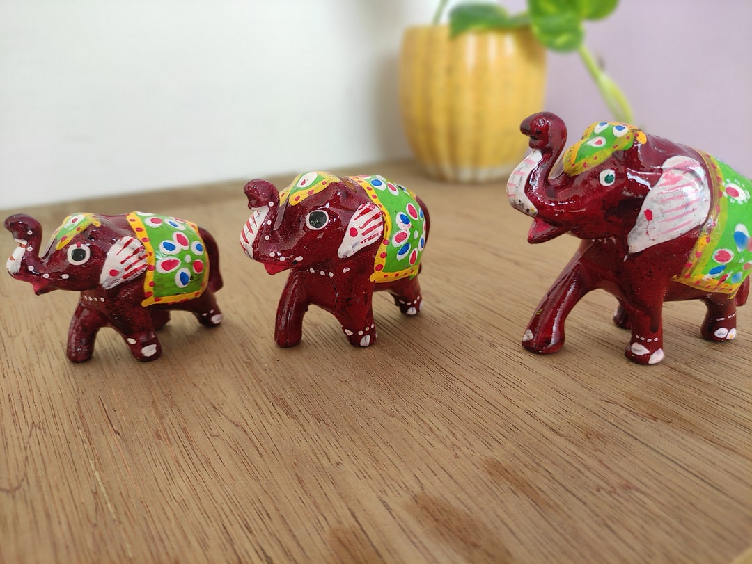 Handicraft Showcase Idols & Figurines Elephants Set - Etsy
