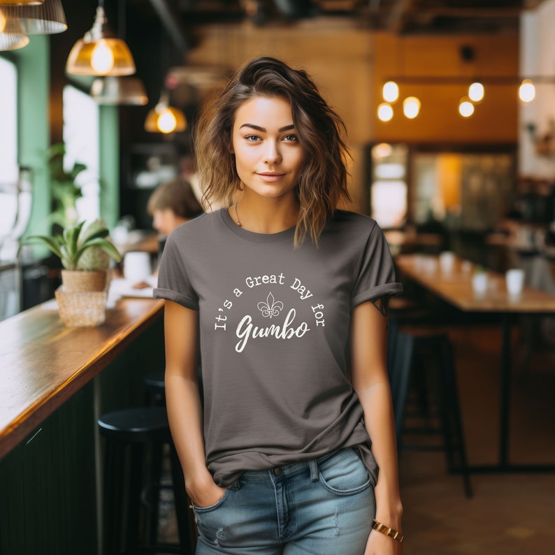 Gumbo T-shirt: Southern Comfort Foodie Fashion - Cajun Cuisine - Etsy