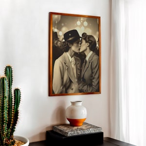 Vintage Lesbians Kissing Wall Art Vintage Queer Art, Romantic Lesbian ...