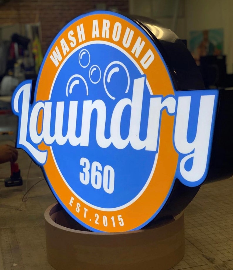 Custom Illuminated Sign , Lighted up Signs , Store Signs , Storefront ...