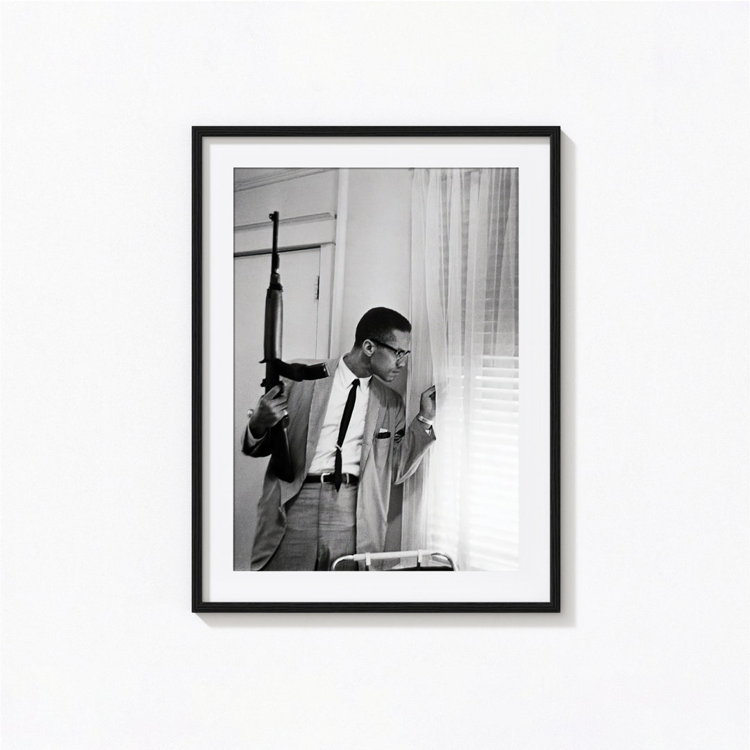 Malcolm X Holding Gun Print, Black and White Wall Art, Vintage Print ...