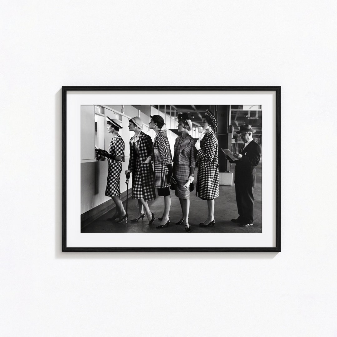 5 Models Wearing Fashionable Dress Print, Black and White Wall Art ...