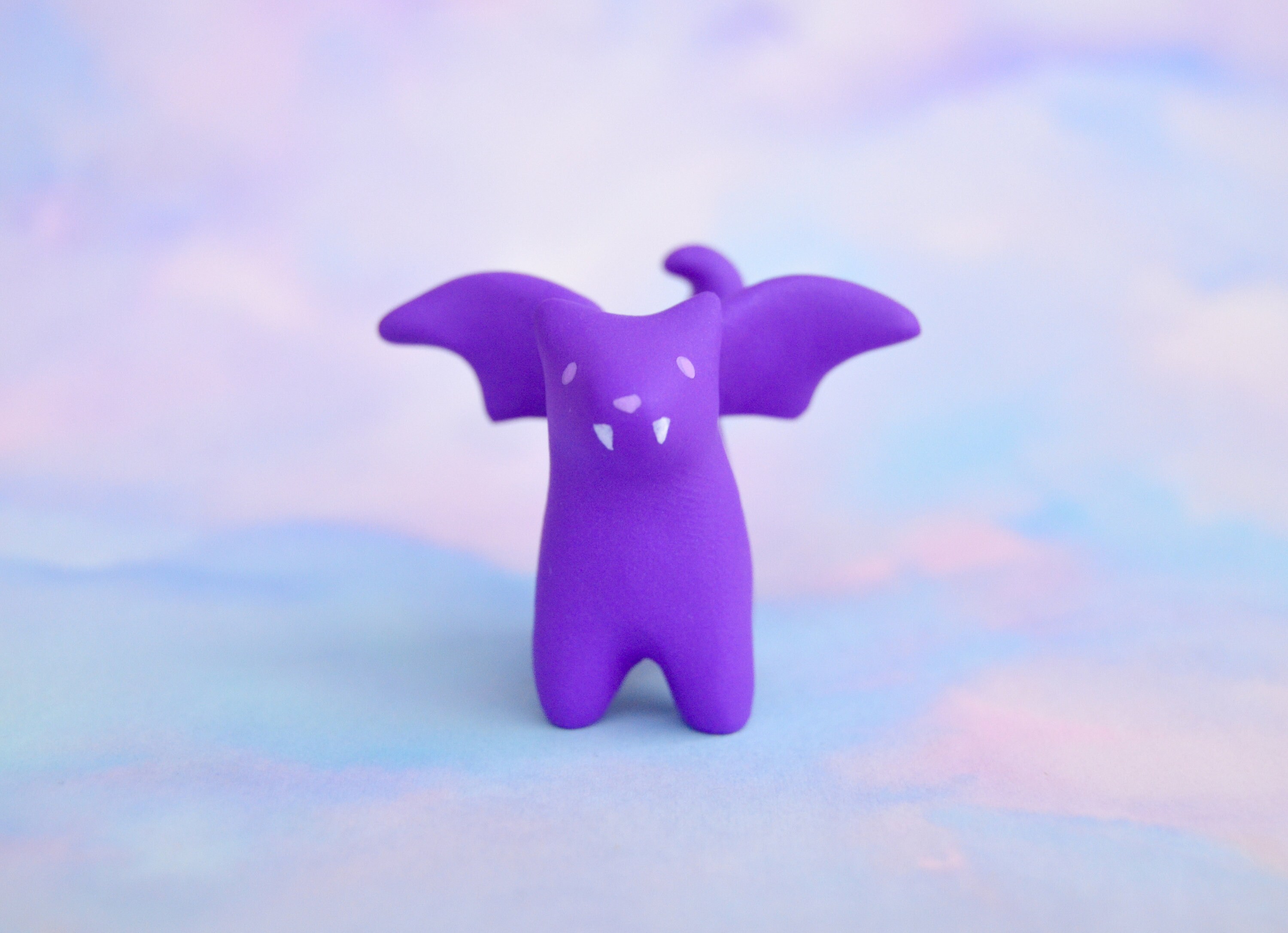 Cute Bat Cat Decoration Purple Desk Buddy Kitty Cute Decor Curio Shelf ...