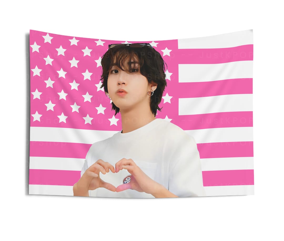 SKZ Han Finger Heart American Flag, Han Jisung Pink American Tapestry ...