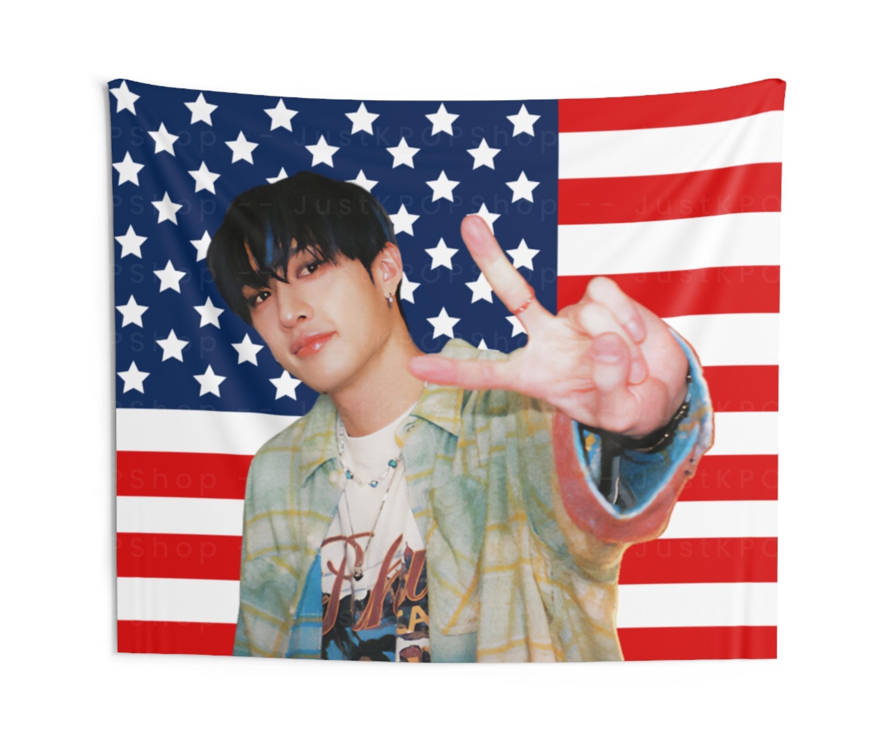 Stray Kids Bang Chan Cute Pose American Flag, Bang Chan American ...
