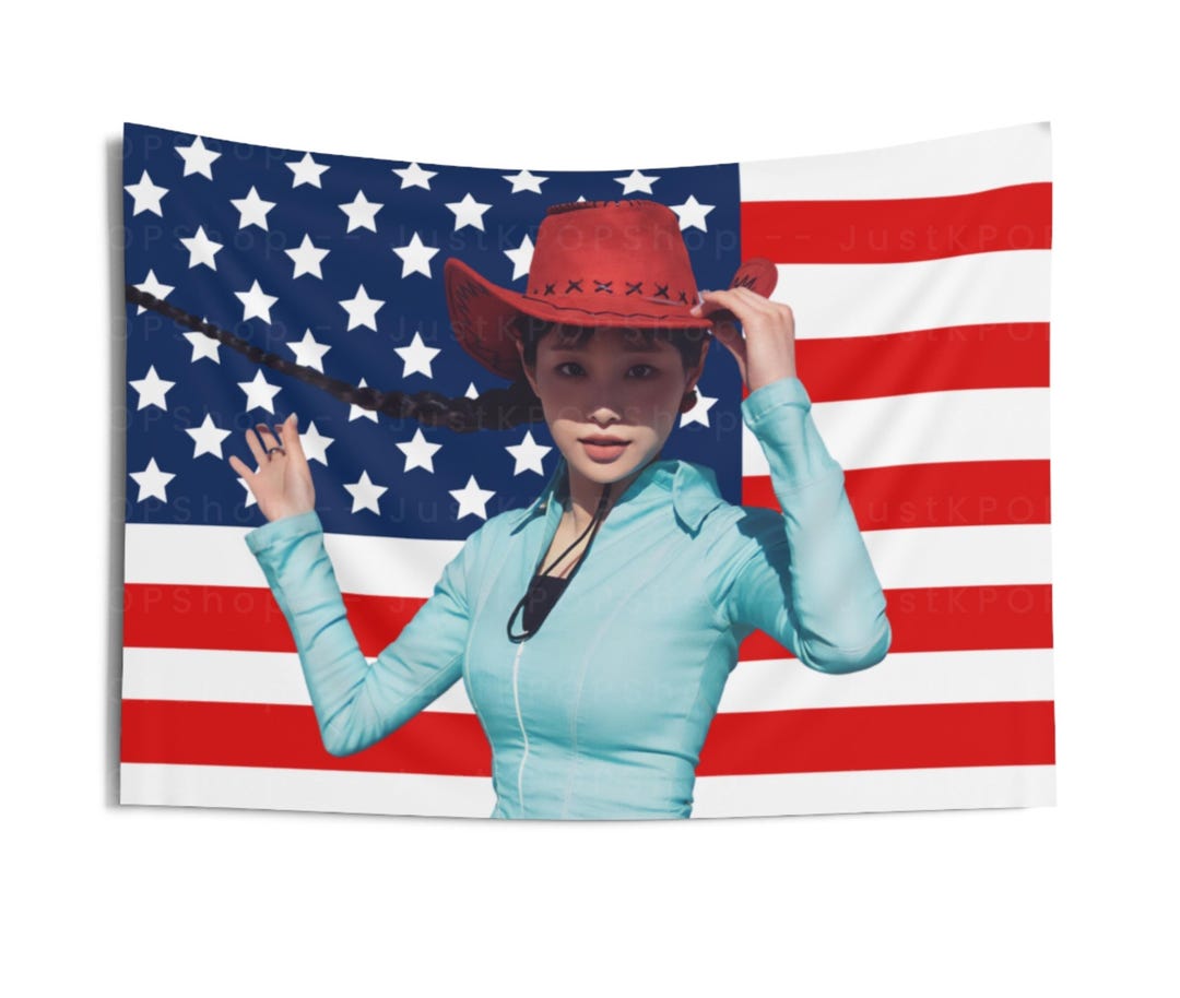 Loona Chuu Cowgirl American Flag, Chuu American Flag Tapestry, Chuu ...