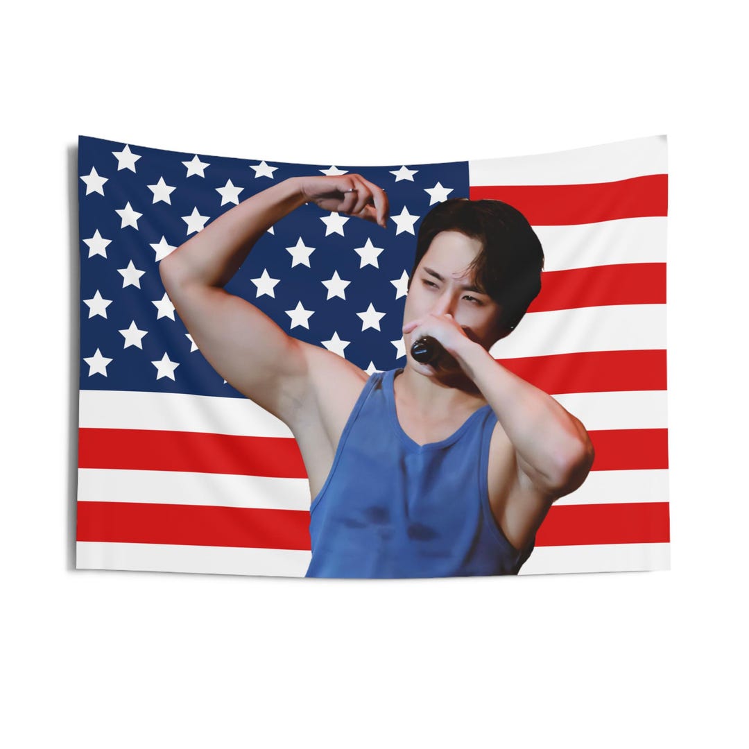 Mingyu Flexing Biceps American Flag, Seventeen Concert Banner ...
