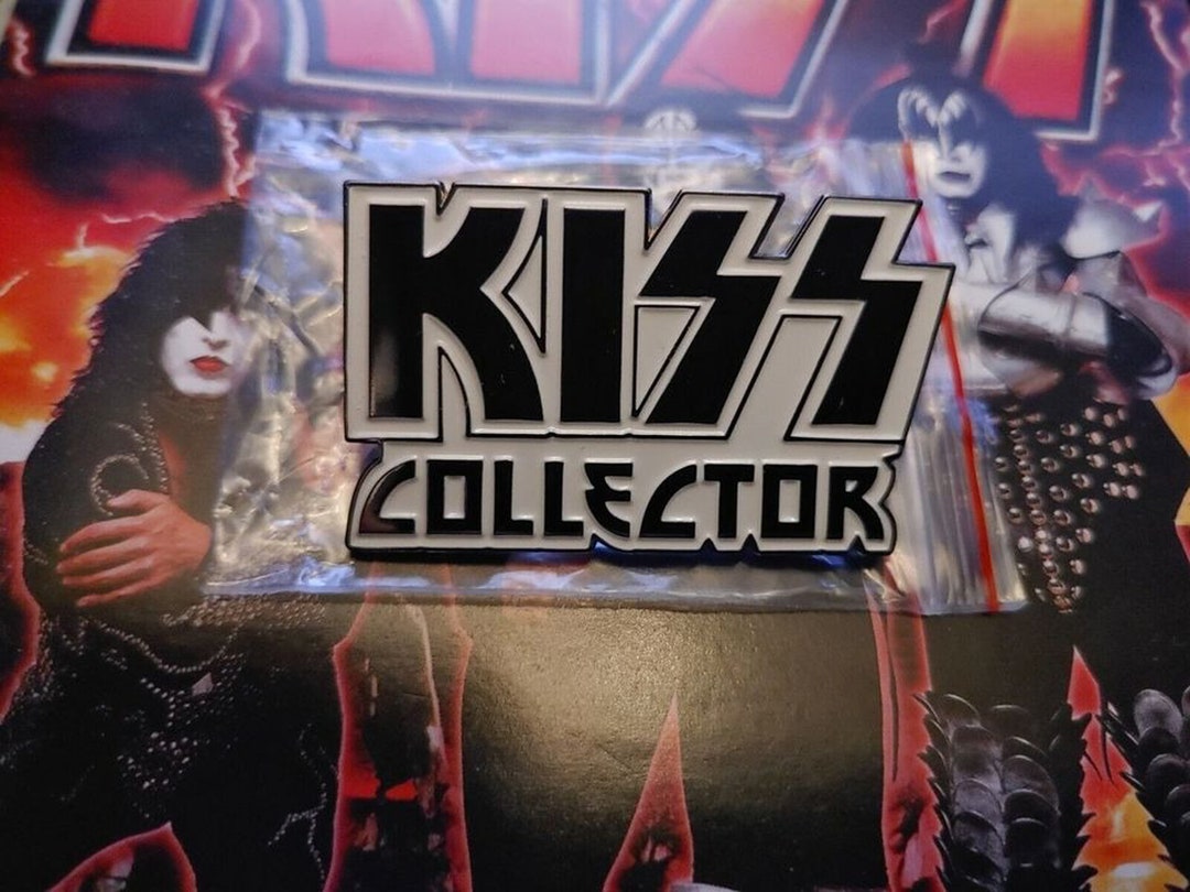 Kiss Band Collector Double Stick Lapel Pin Stanley, Simmons, Frehley ...