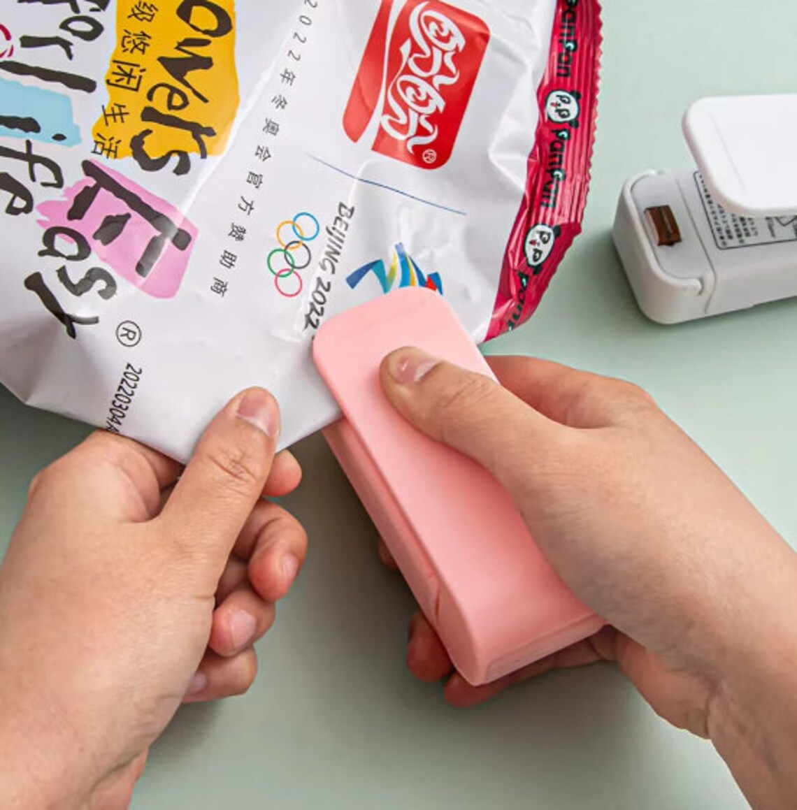 Mini Heat Bag Sealing Machine Package Sealer Bags Thermal Plastic Food Snack Bag Closure ...