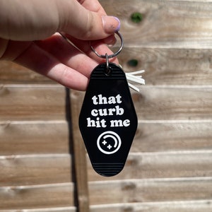 Girl Boss - Fun Personalised Motel Keyrings - Unique Slogan Keyrings ...