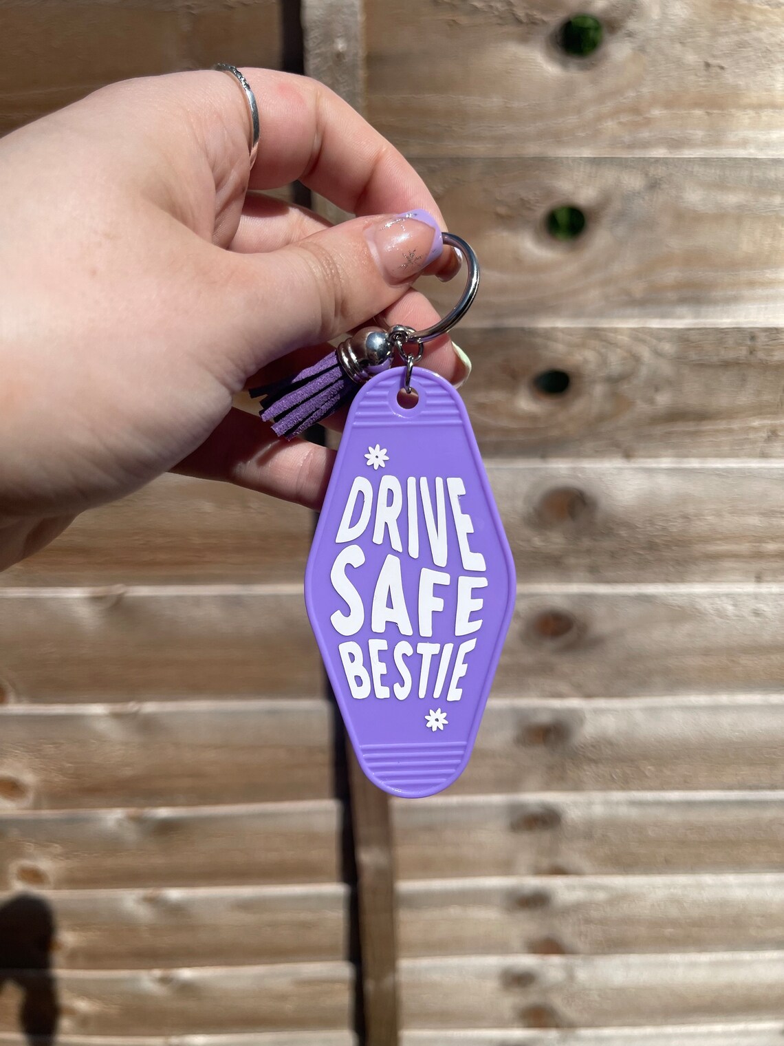 Positive Vibes - Fun Personalised Motel Keyrings - Unique Slogan ...
