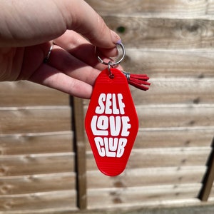 Girl Boss - Fun Personalised Motel Keyrings - Unique Slogan Keyrings ...