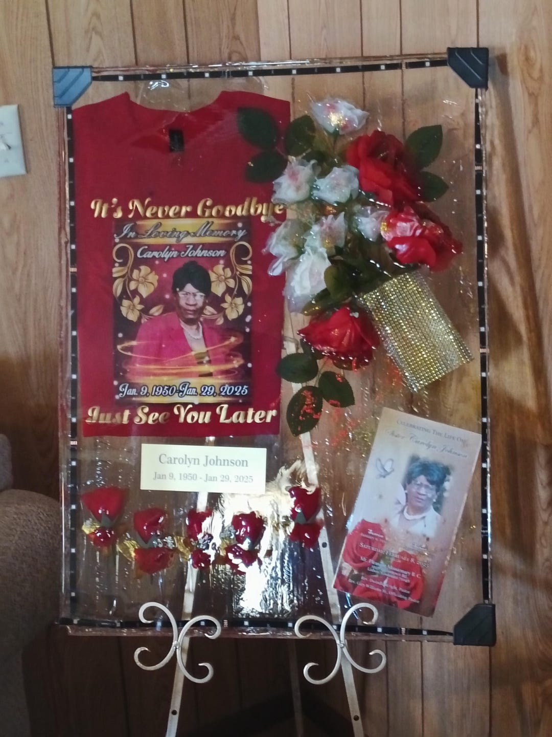 Memorial Plaque With Loved Ones Funeral Trinkets. - Etsy
