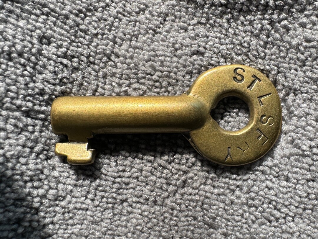 STL&SFRY st Louis and San Francisco Brass Key Hollow Barrel Adlake ...