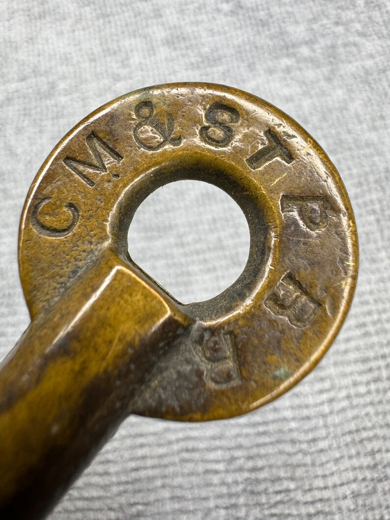 CM&STP Loeffelholz Brass Railroad Switch Key chicago Milwaukee St Paul ...