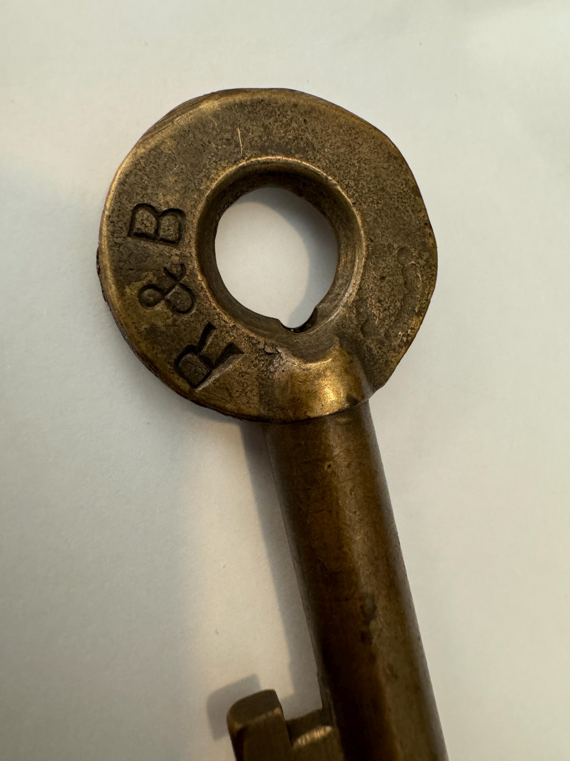 UPRR CS-21 Road and Bridges Union Pacific Railroad Brass Switch Key ...