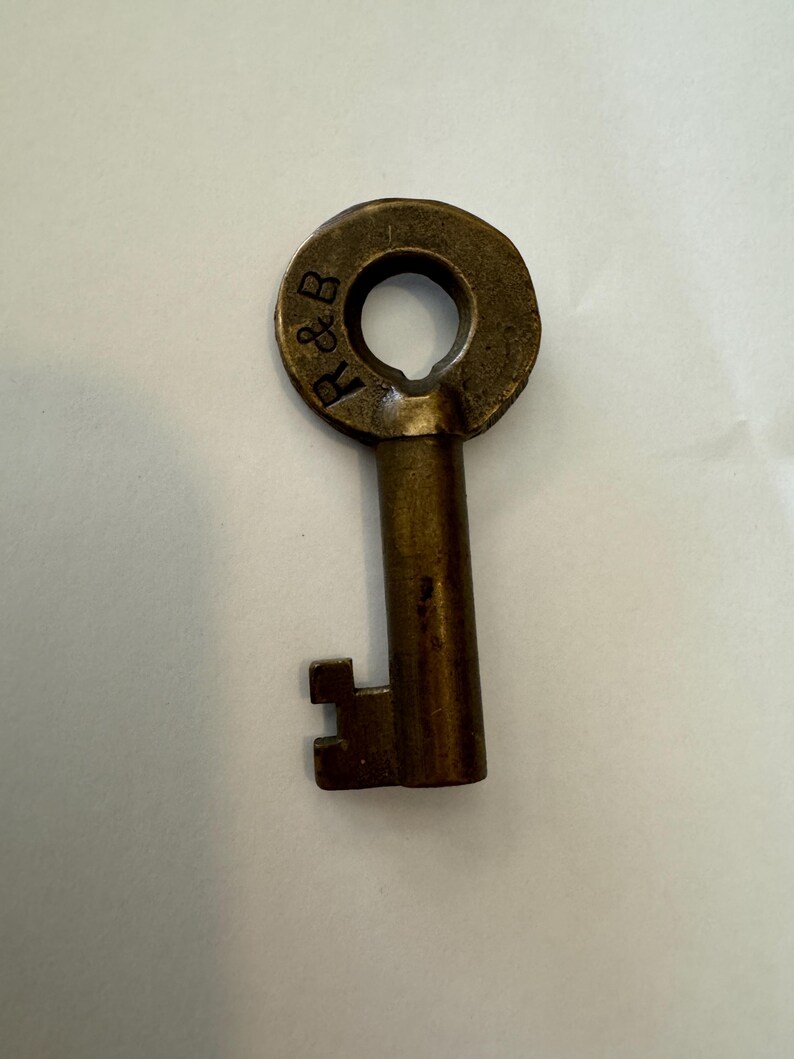 UPRR CS-21 Road and Bridges Union Pacific Railroad Brass Switch Key ...