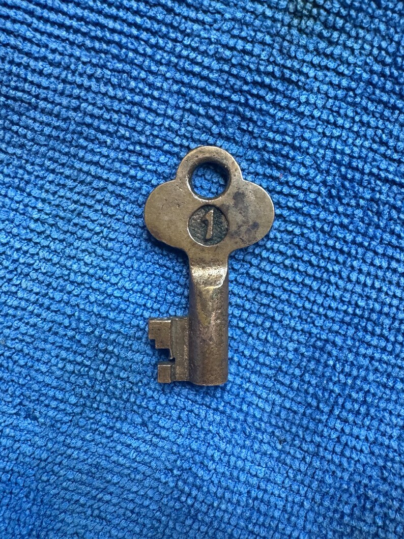 WAB Wabash Tool House 1 Brass Railroad Key for Slaymaker Lock Rare Find ...