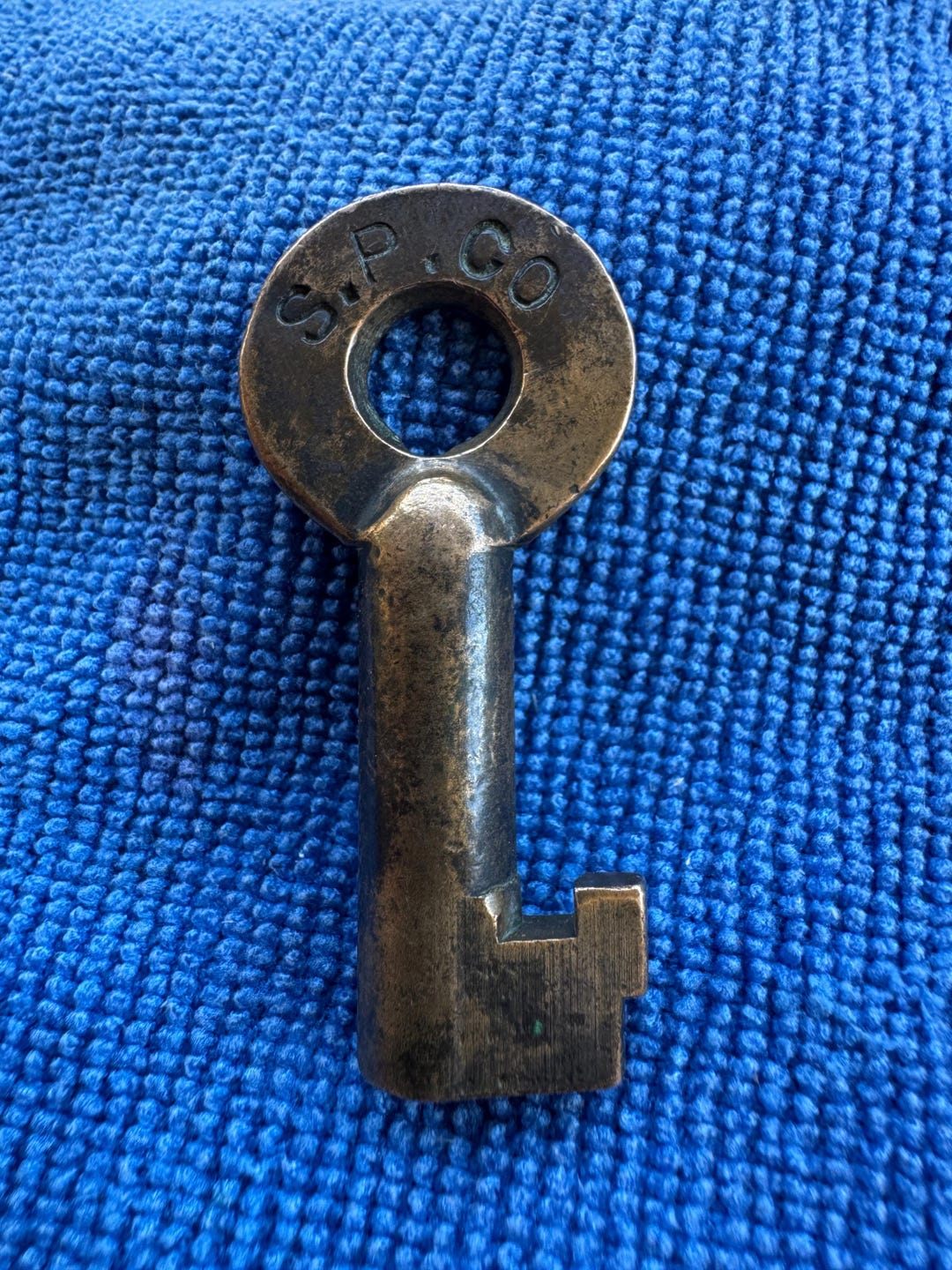 SP (southern Pacific Railroad) SPCO Antique Brass A&W Adams Westlake Stamped Railroad Key for ...