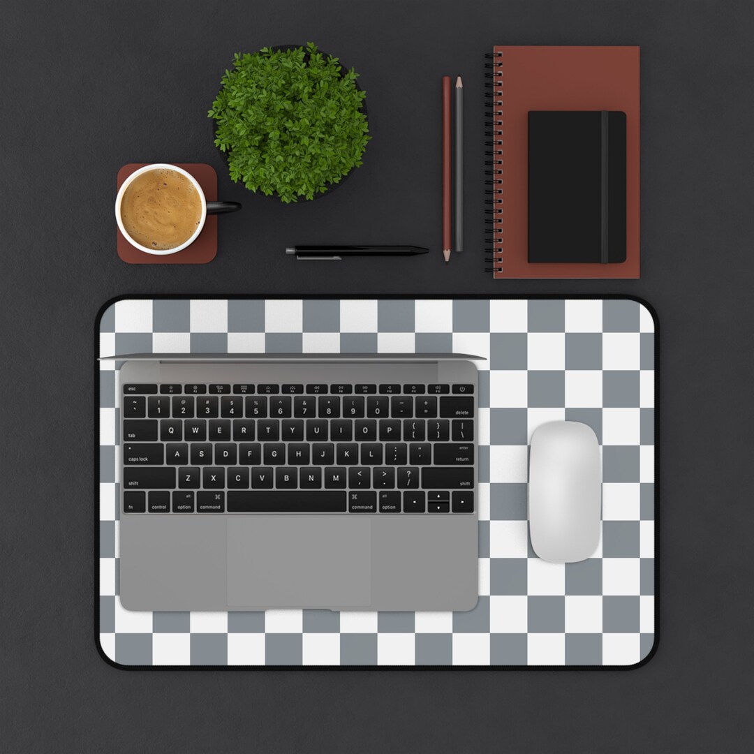 Medium Gray Checkered Desk Mat, Aesthetic Desk Design, Retro Desk Mat ...
