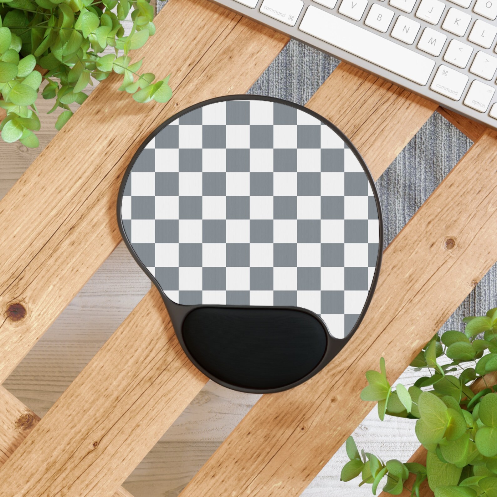 Light Check Mouse Pad With Wrist Rest, Office Supplies, Dorm Room ...