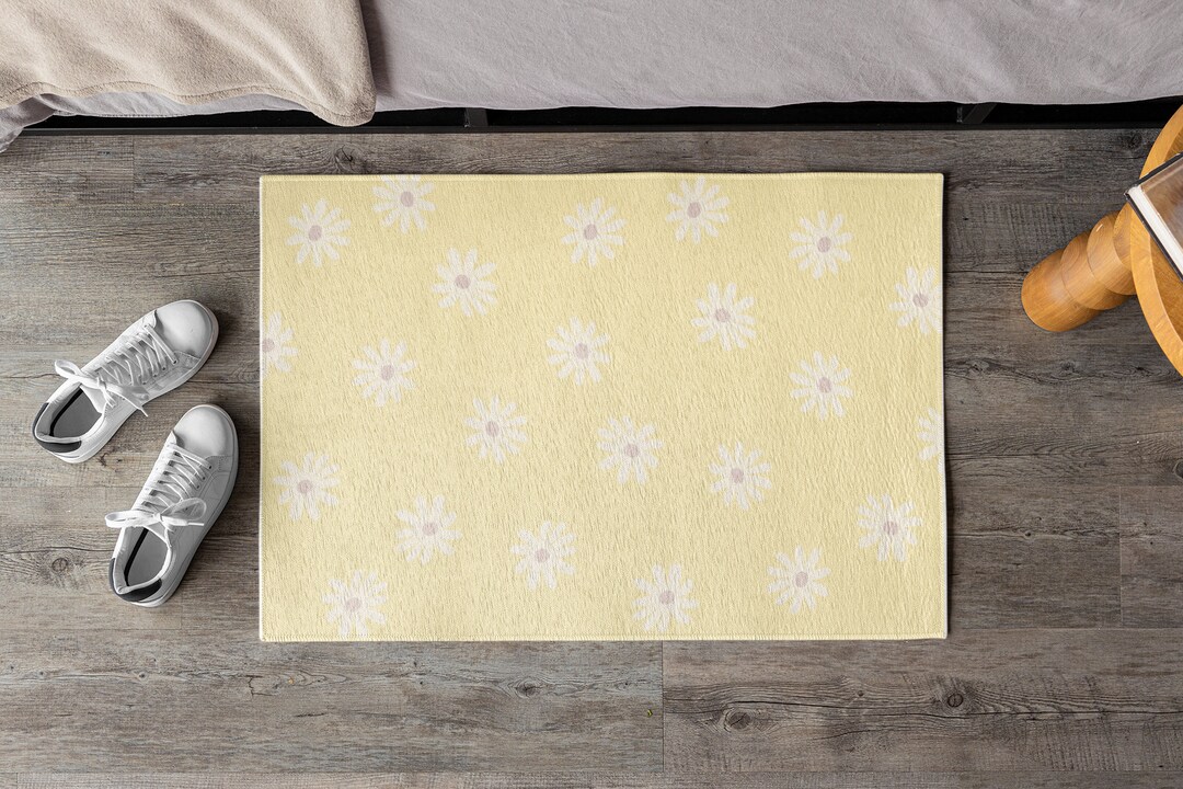Daisy Rug for Dorm and Bedroom, Kids Bedroom Decor, Daisy Pattern, Dorm ...