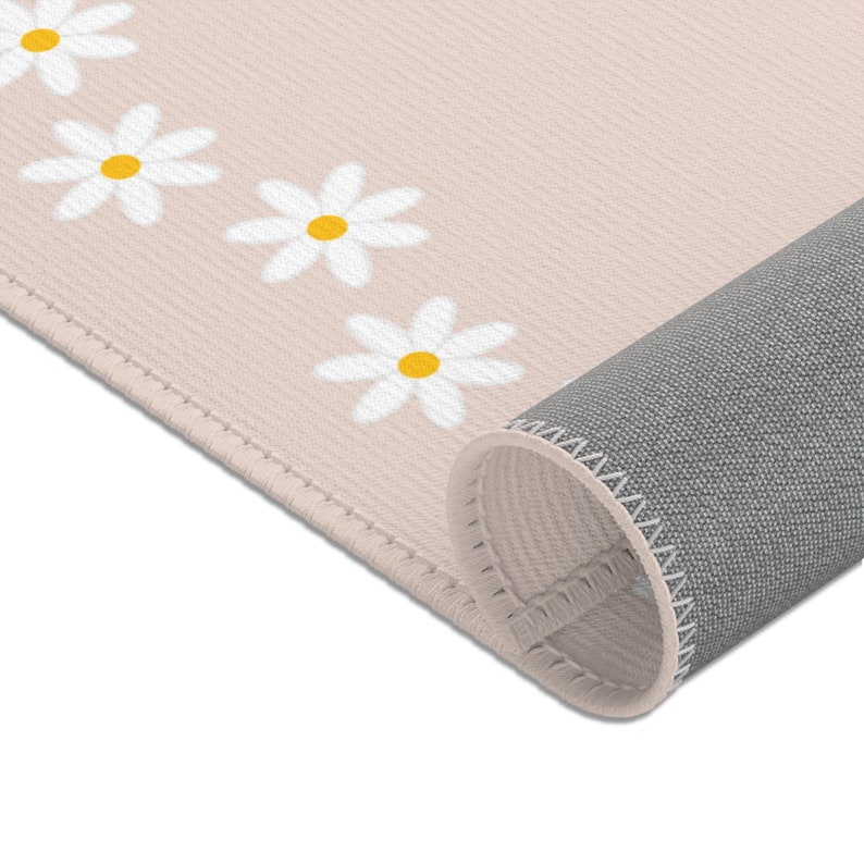 Daisy Boarder Rug for Dorm and Bedroom, Bedroom Decor, Daisy Boarder ...