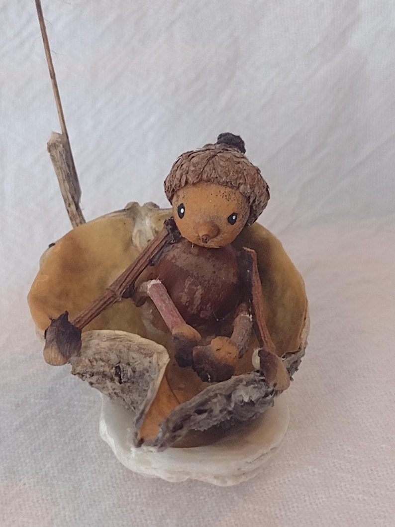 Acorn Free Floating Boat Figure, Acorn in Milkweed Boat Character ...