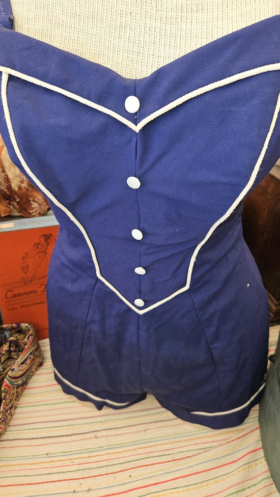 1940s Janzen Ladies Swimsuit - Gem