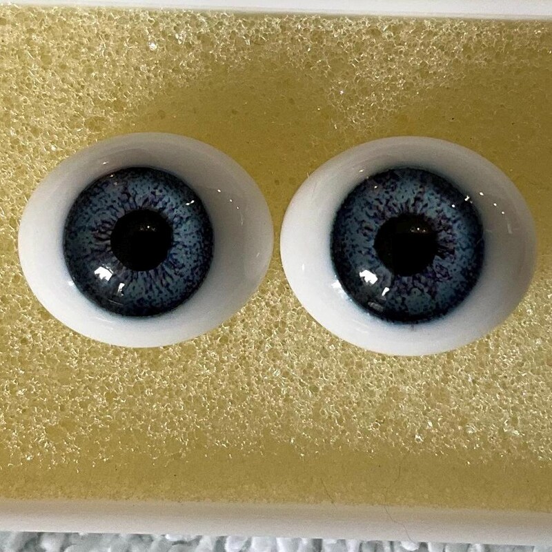 Doll Eyes - Etsy