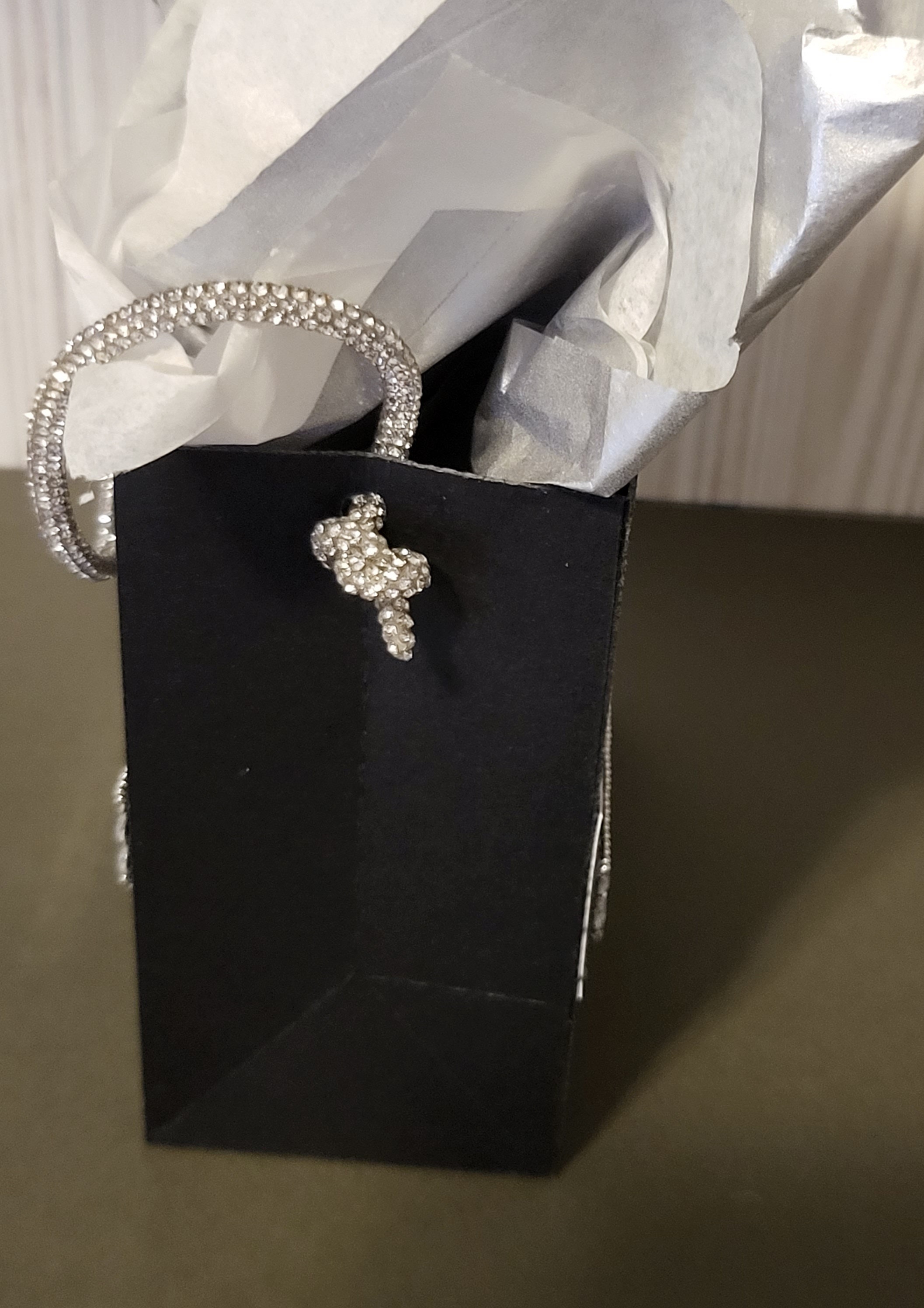 Easy Gift Bag Template - Resizable and Personalizable for Perfect Gift ...