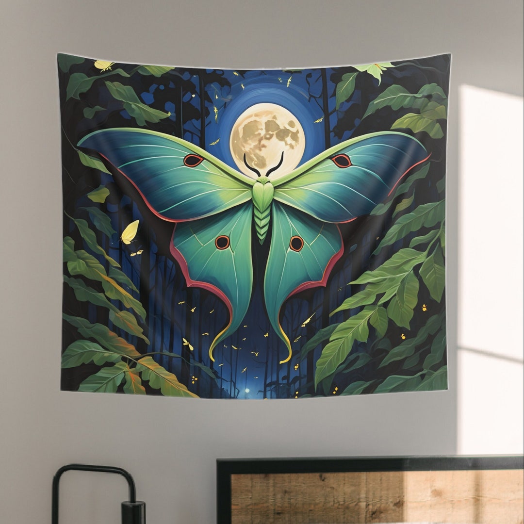 Luna Moth With Full Moon Wall Tapestries, Gothic Witchy Home Décor ...